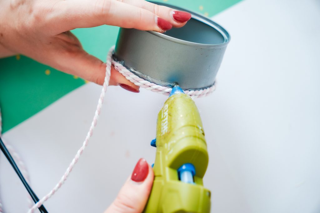 Návod na tvorbu upcyklované krabičky z plechovky | MANUMI