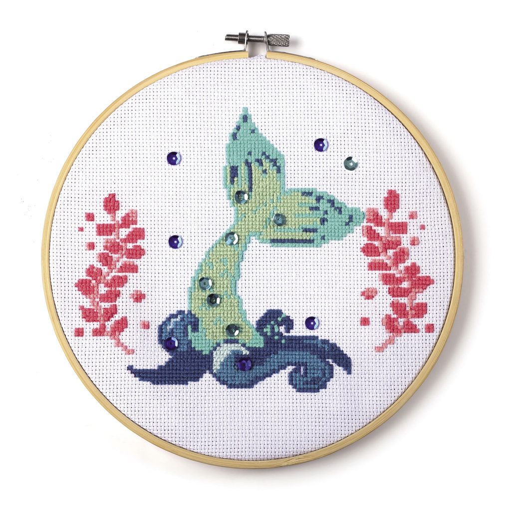 Embroidery kit decoration with a mermaid motif | Manumi.eu
