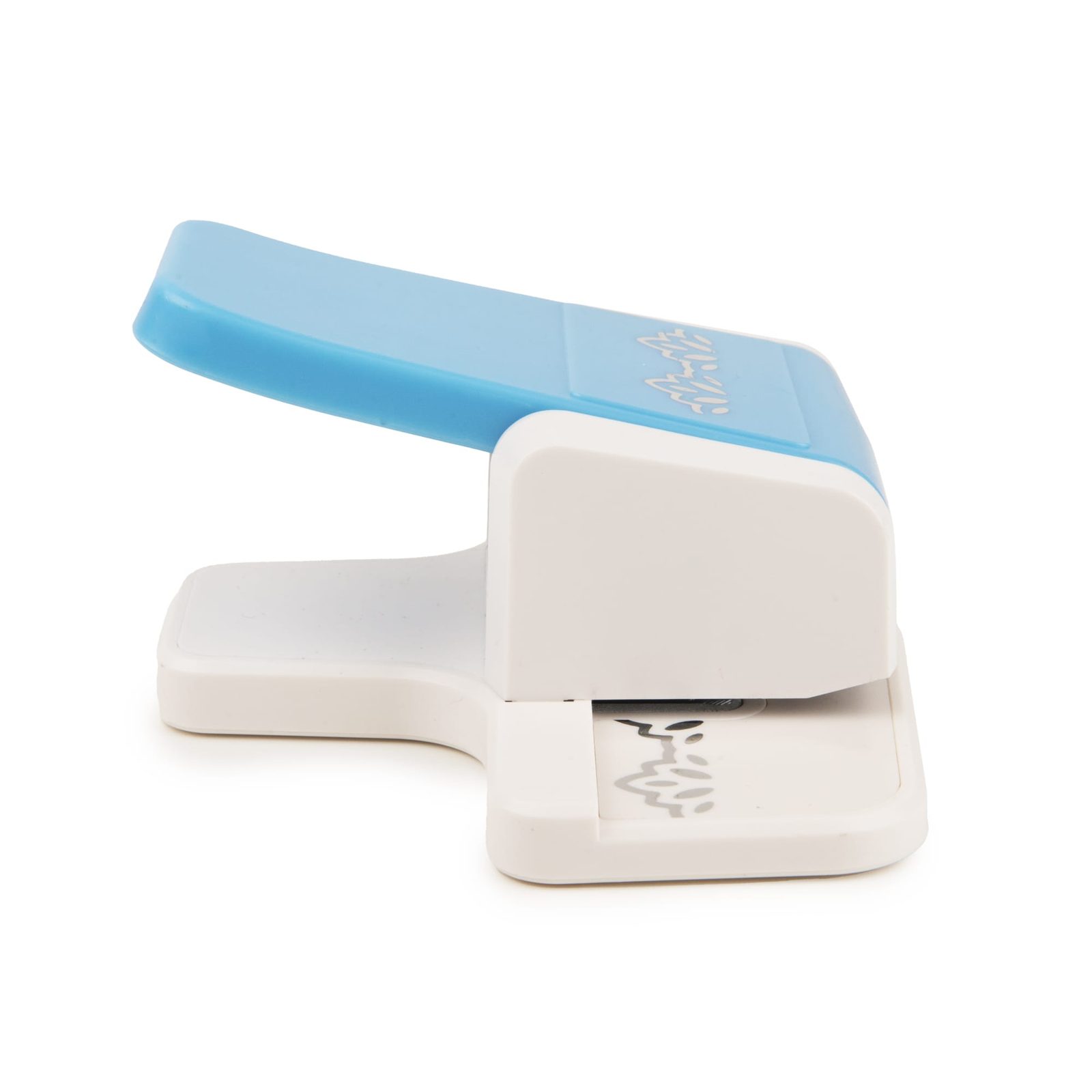 Decorative hole punch edge pattern | Manumi.eu