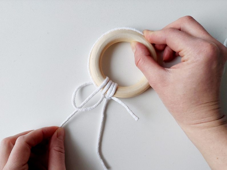 Návod na tvorbu macramé zajíčka | MANUMI