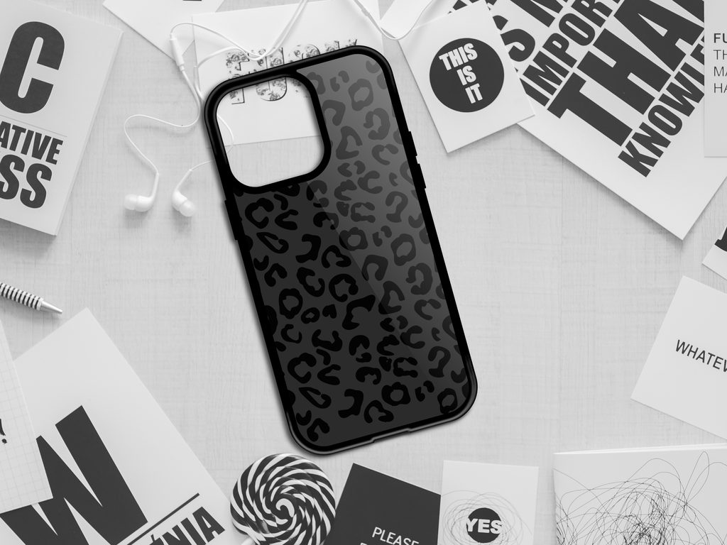 Momanio tok, iPhone 13 Pro Max, Black leopard | Momanio.hu