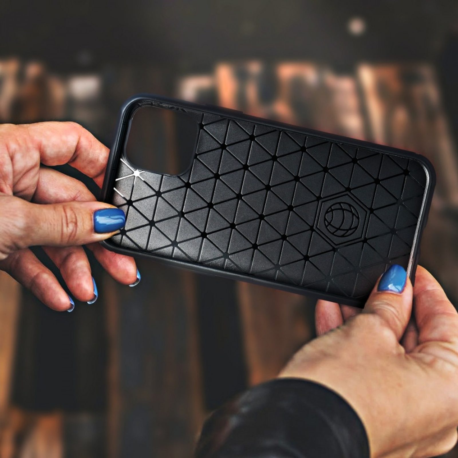 Carbon obal, iPhone 12 Mini | Tvrzenaskla.eu