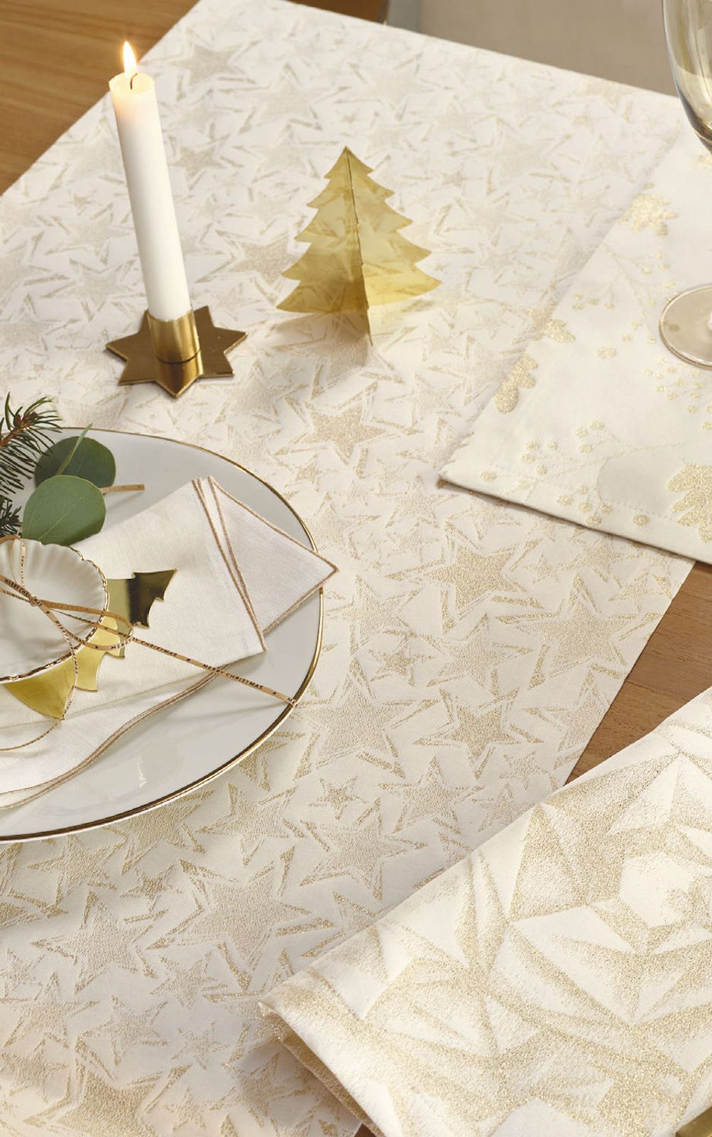 Vánoční ubrus na stůl Stelle 85x85 cm bílo-zlatý, Sander | Ubrusy ...