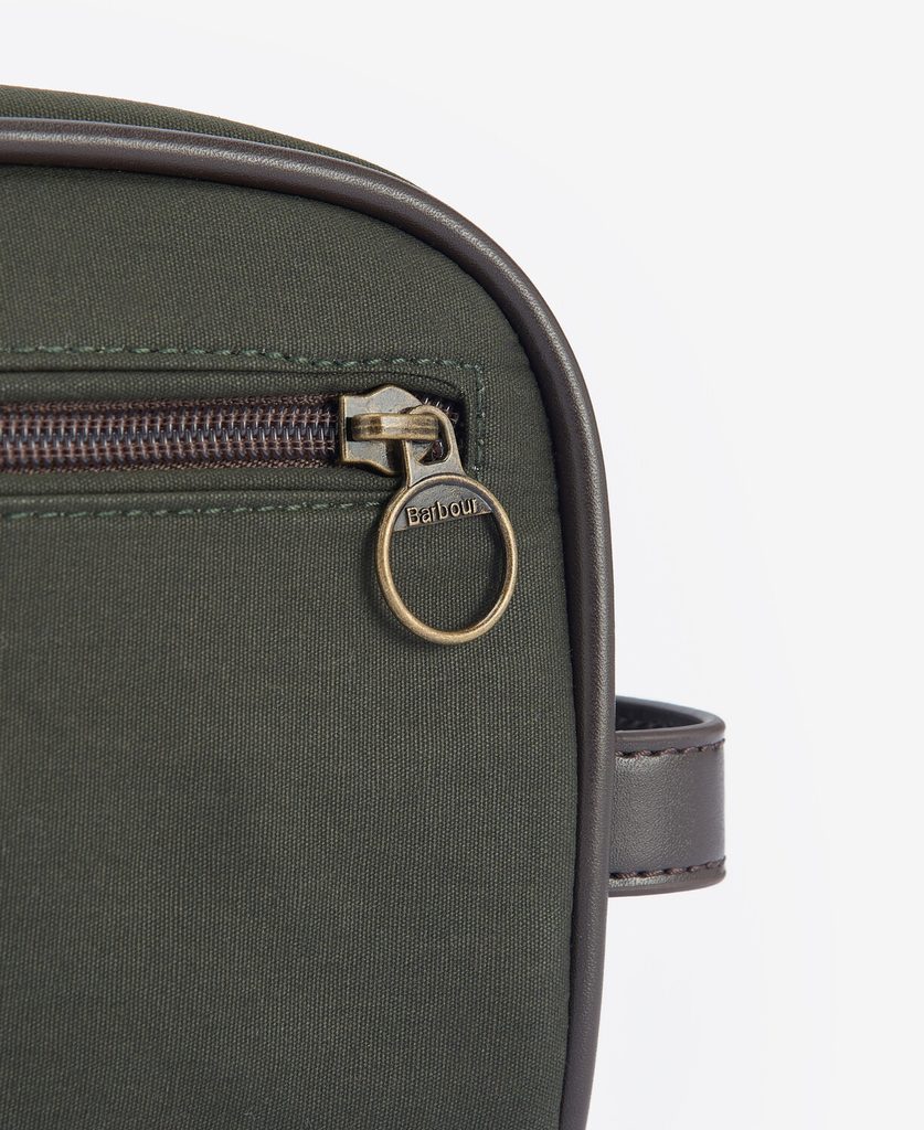 Barbour dry wax wash bag store